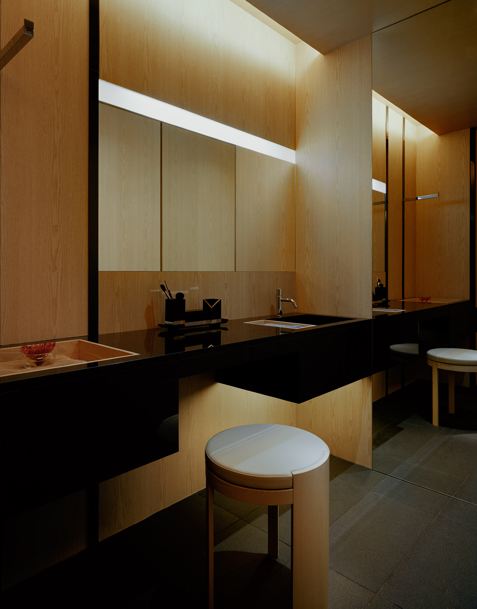 MARS THE SPA & BOUTIQUE | CURIOSITY