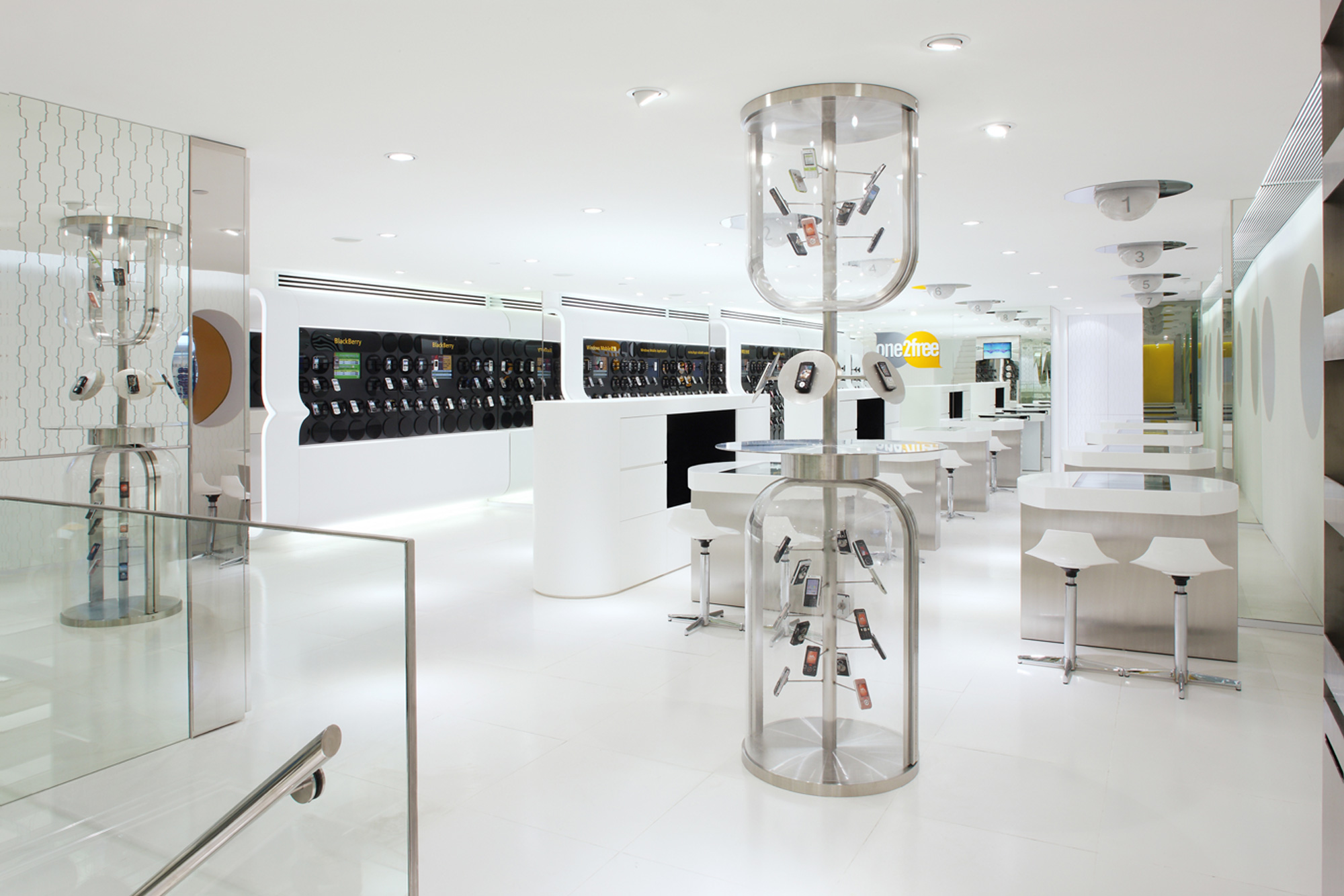 ONE2FREE FLAGSHIP STORE | CURIOSITY