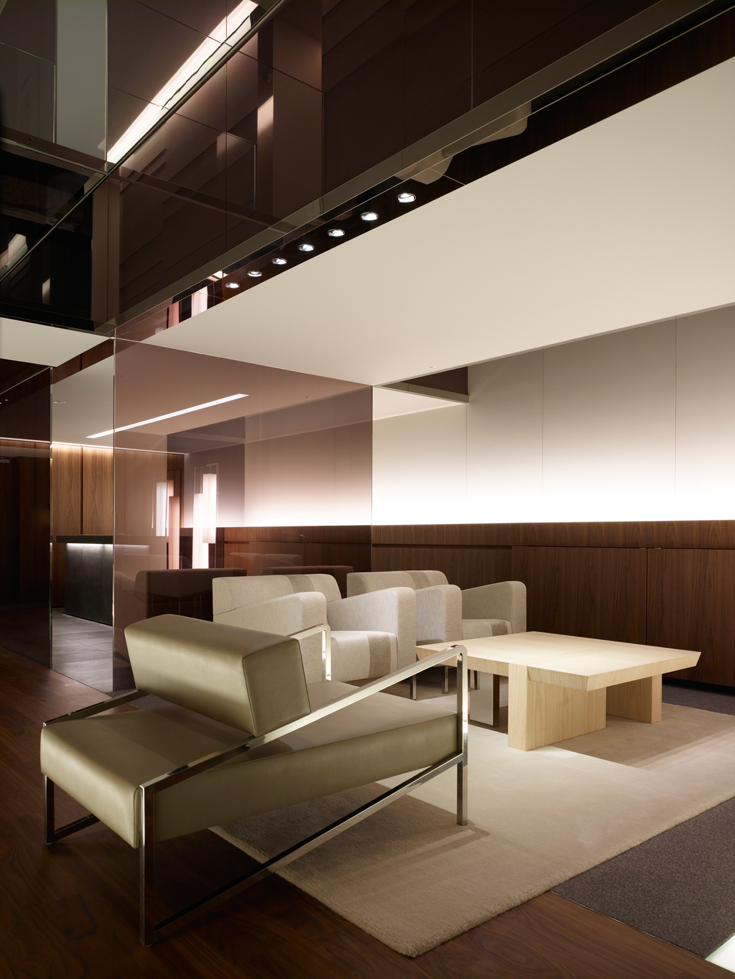 THE TOKYO TOWERS | CURIOSITY