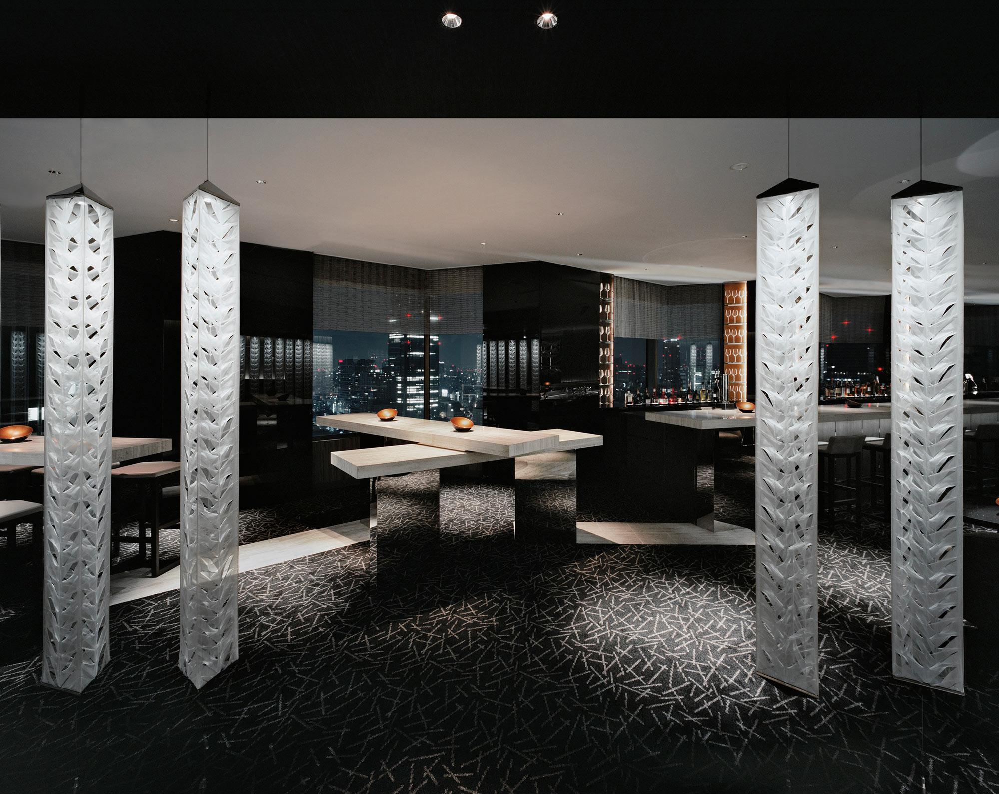 MIXX BAR & LOUNGE | CURIOSITY