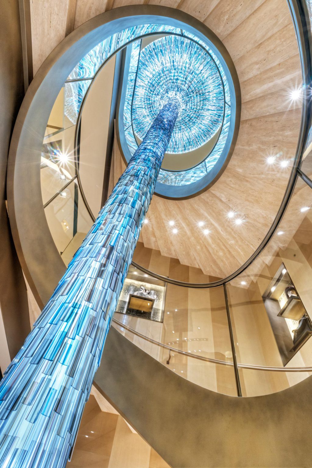 FENDI LONDON | CURIOSITY