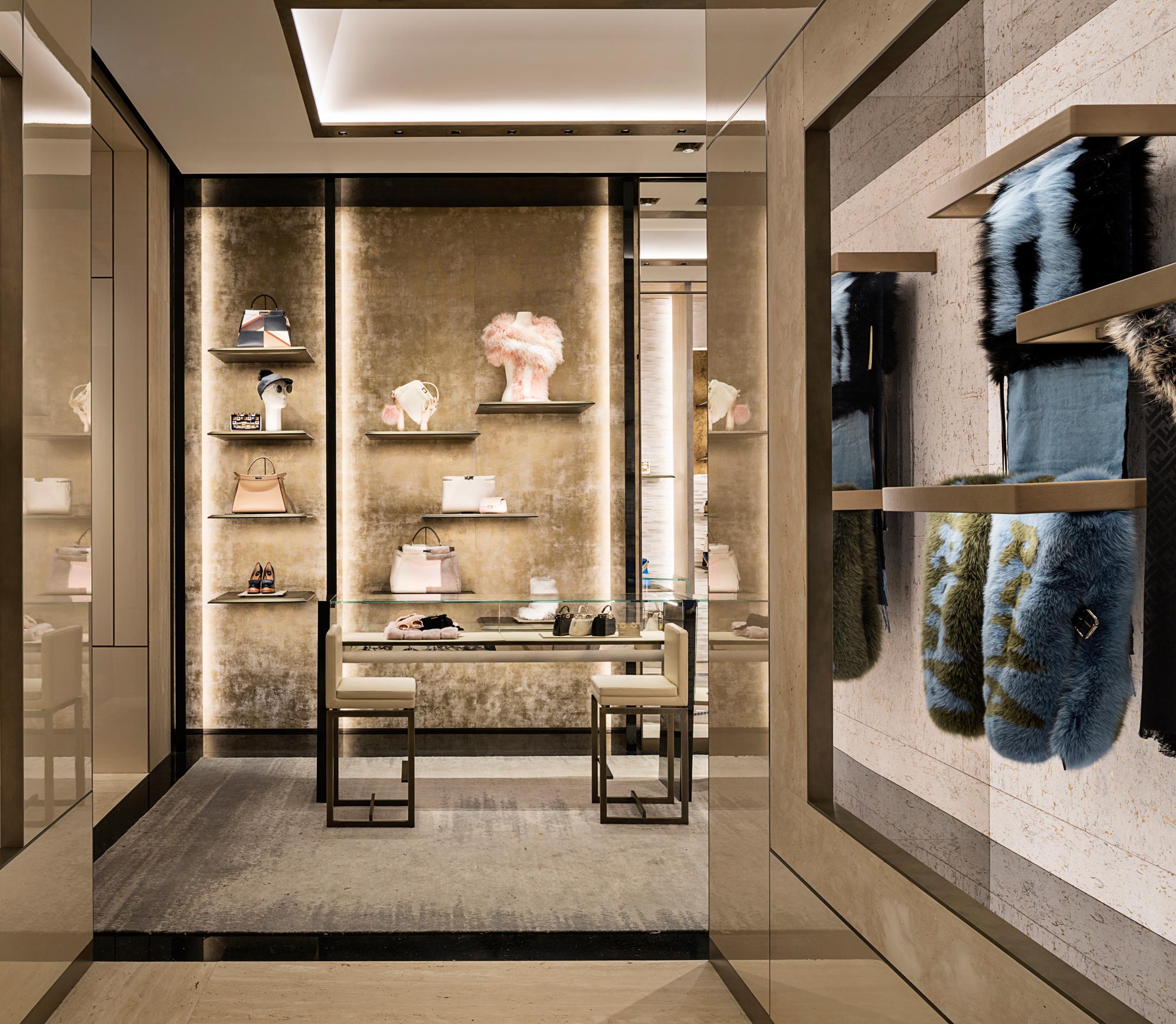 FENDI PALAZZO ROME | CURIOSITY