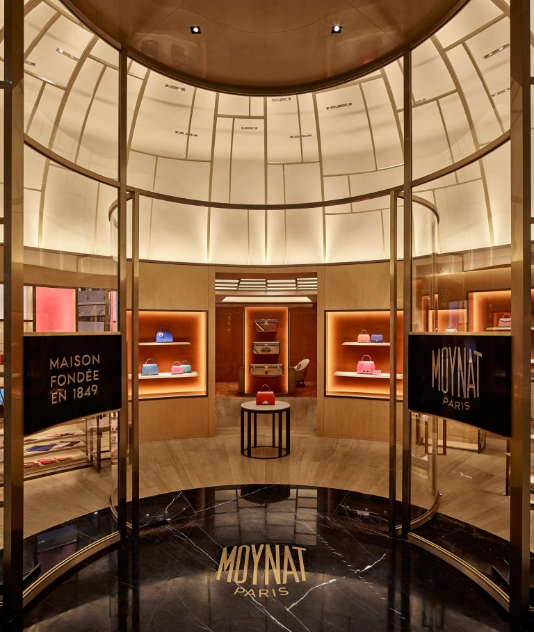 MOYNAT DUBAI | CURIOSITY