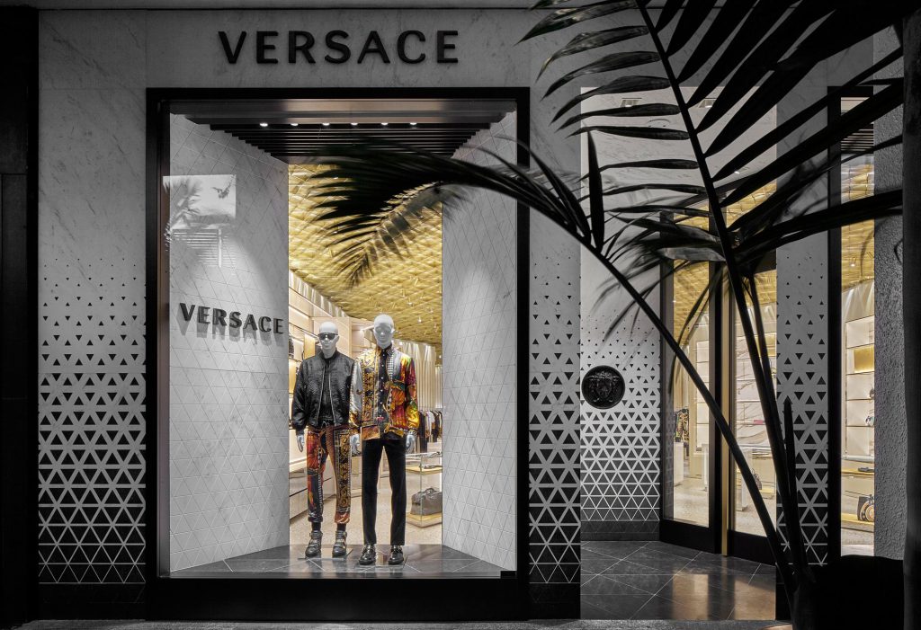 VERSACE MIAMI | CURIOSITY