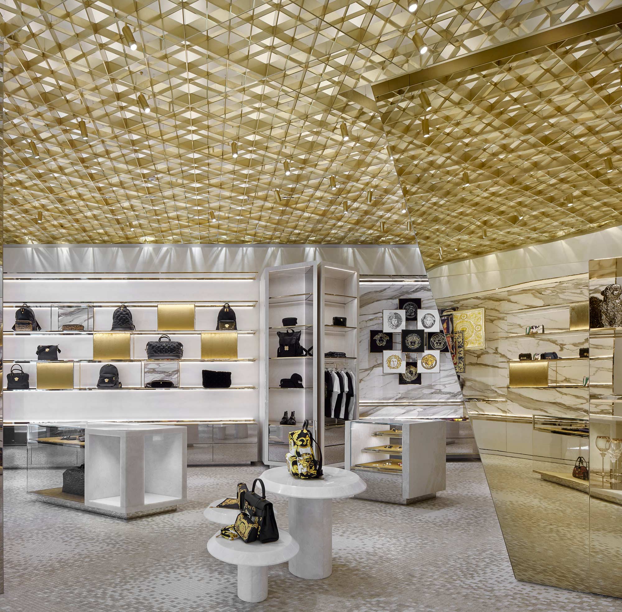 VERSACE MIAMI | CURIOSITY