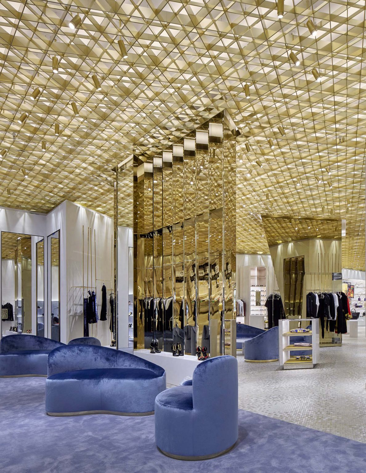 VERSACE MIAMI | CURIOSITY