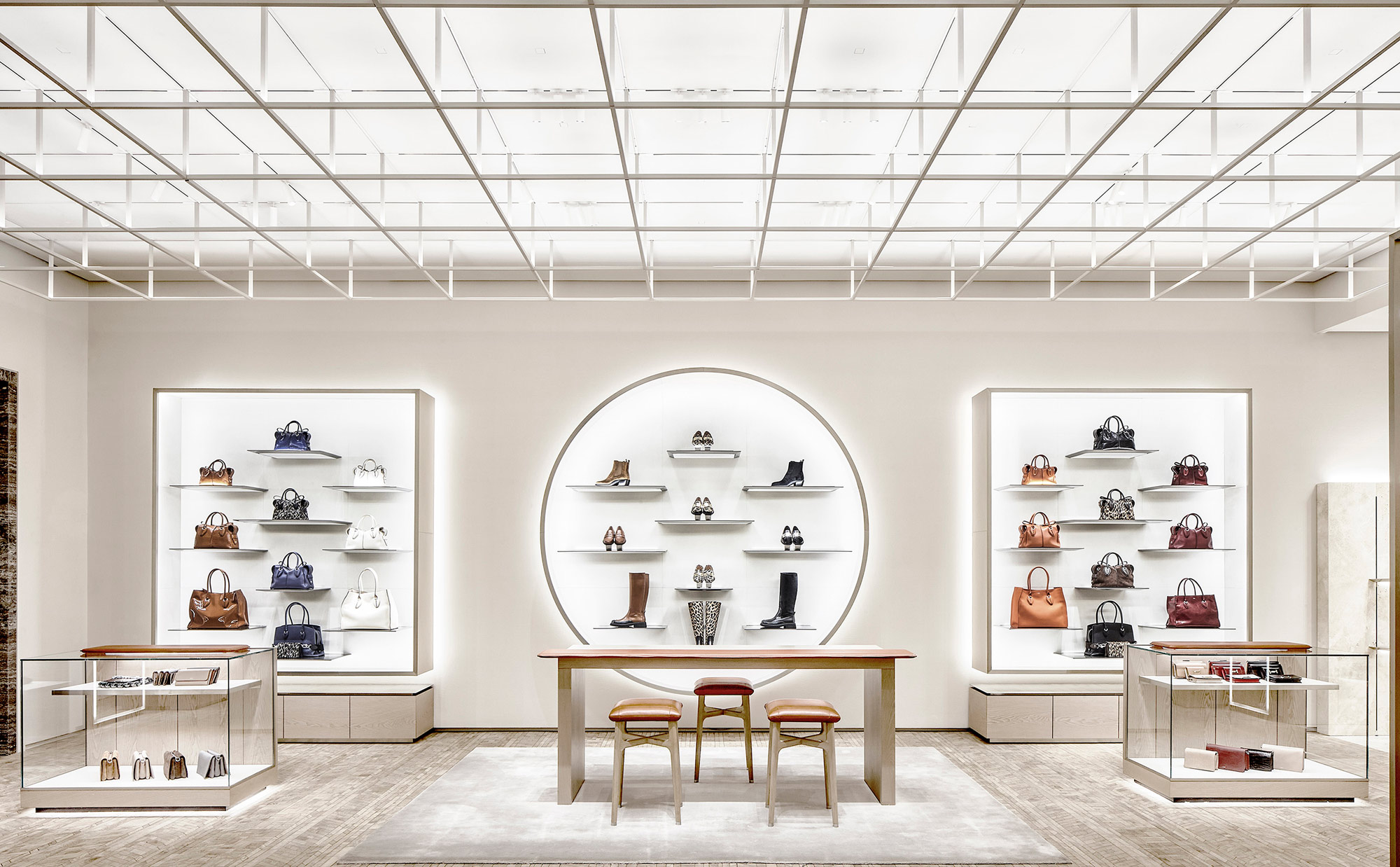 TOD’S STUDIOS MILANO | CURIOSITY