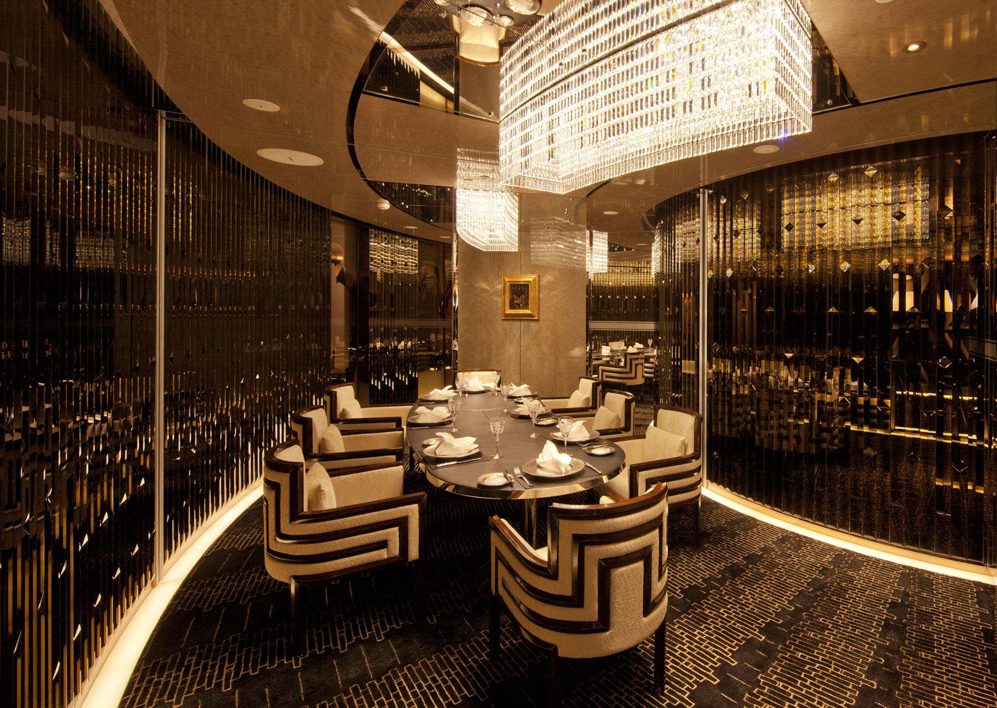 ROBUCHON AU DOME | CURIOSITY