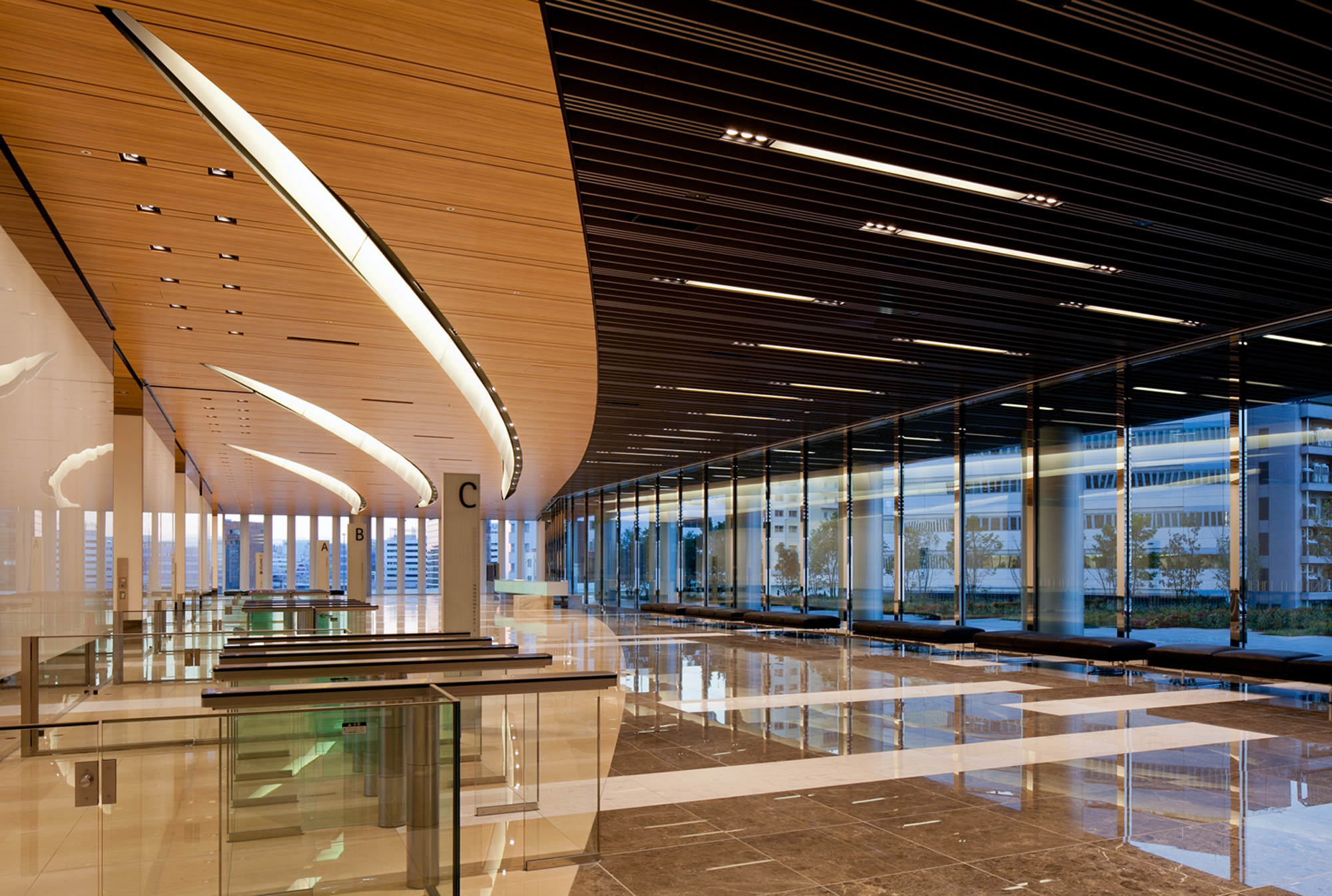 YOKOHAMA MITSUI BUILDING | CURIOSITY