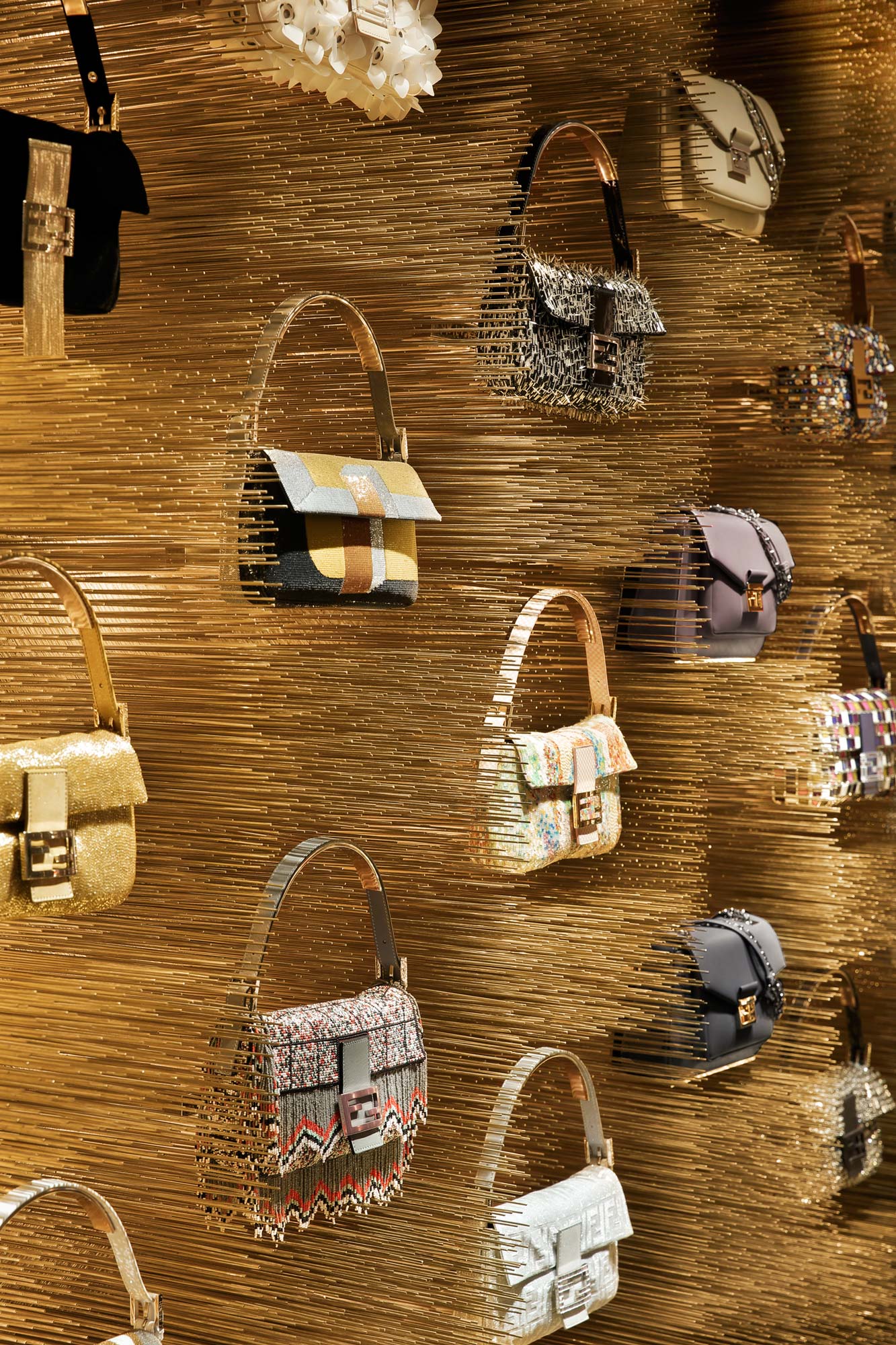 FENDI PARIS | CURIOSITY