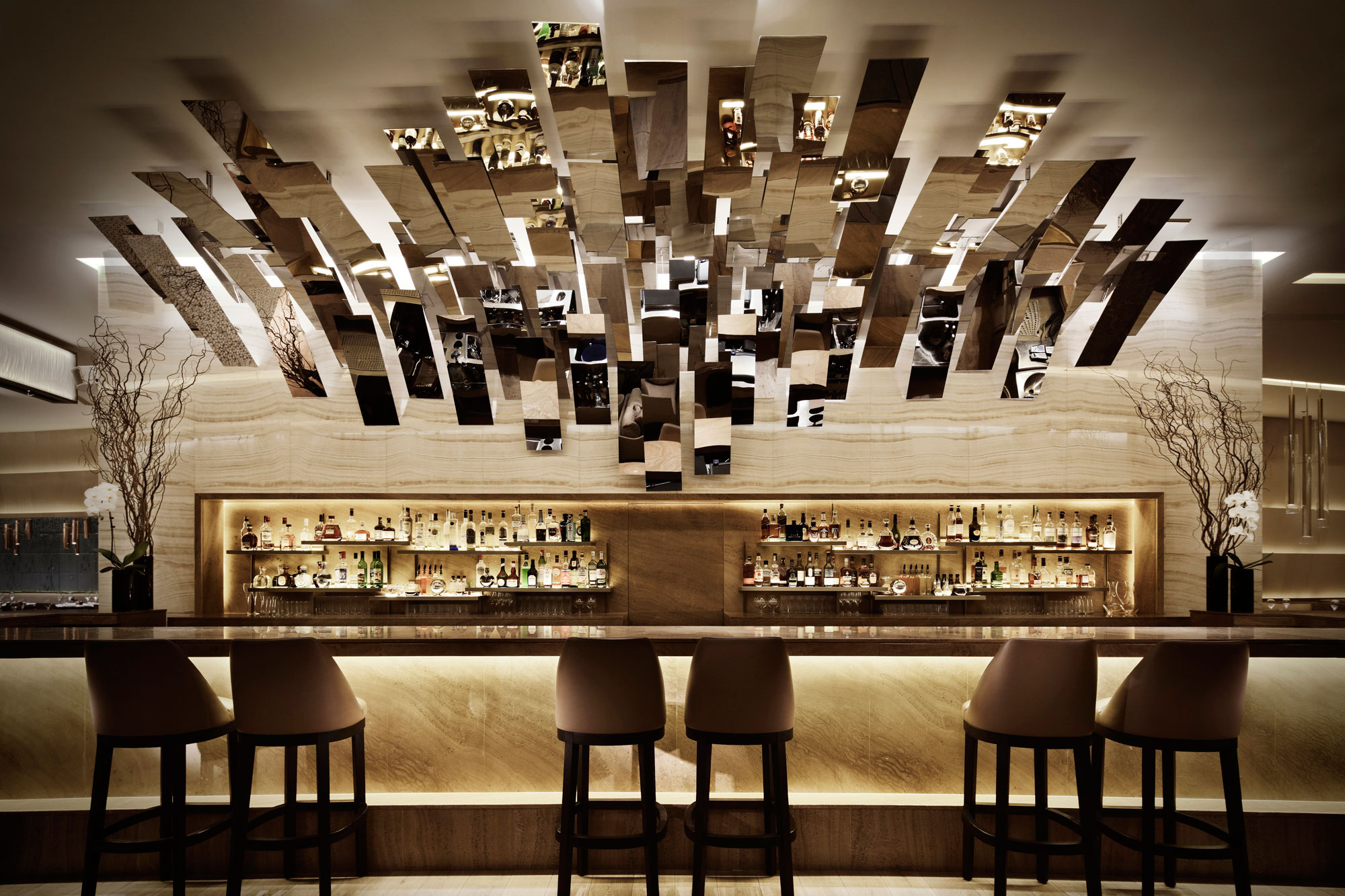 JEAN-GEORGES DUBAI | CURIOSITY