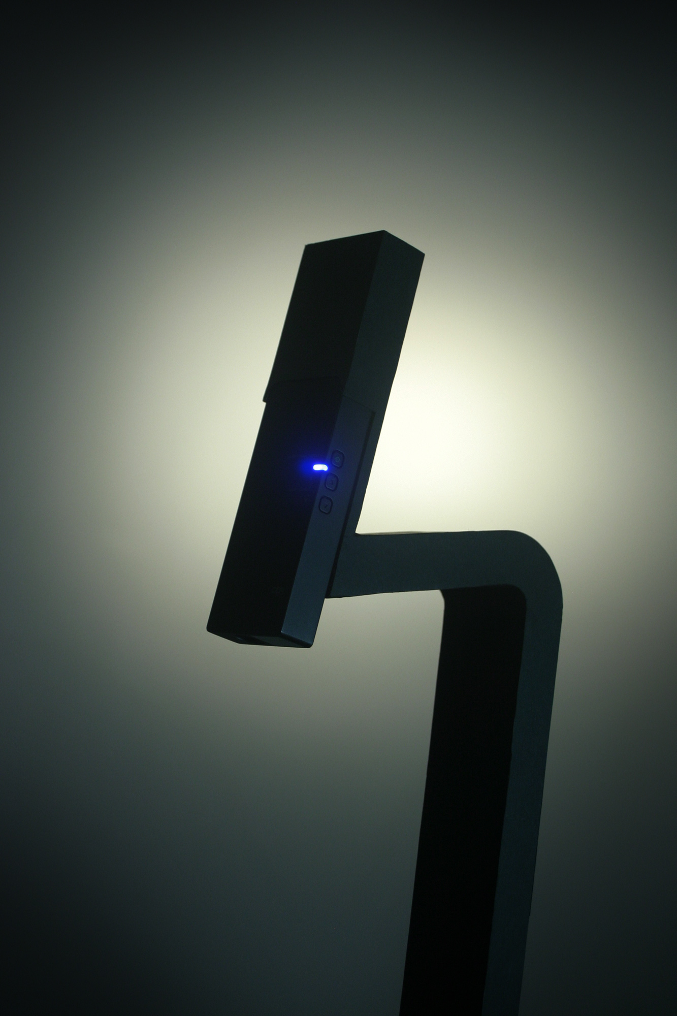 ART IT EXHIBITION LIGHT ROBOT | CURIOSITY