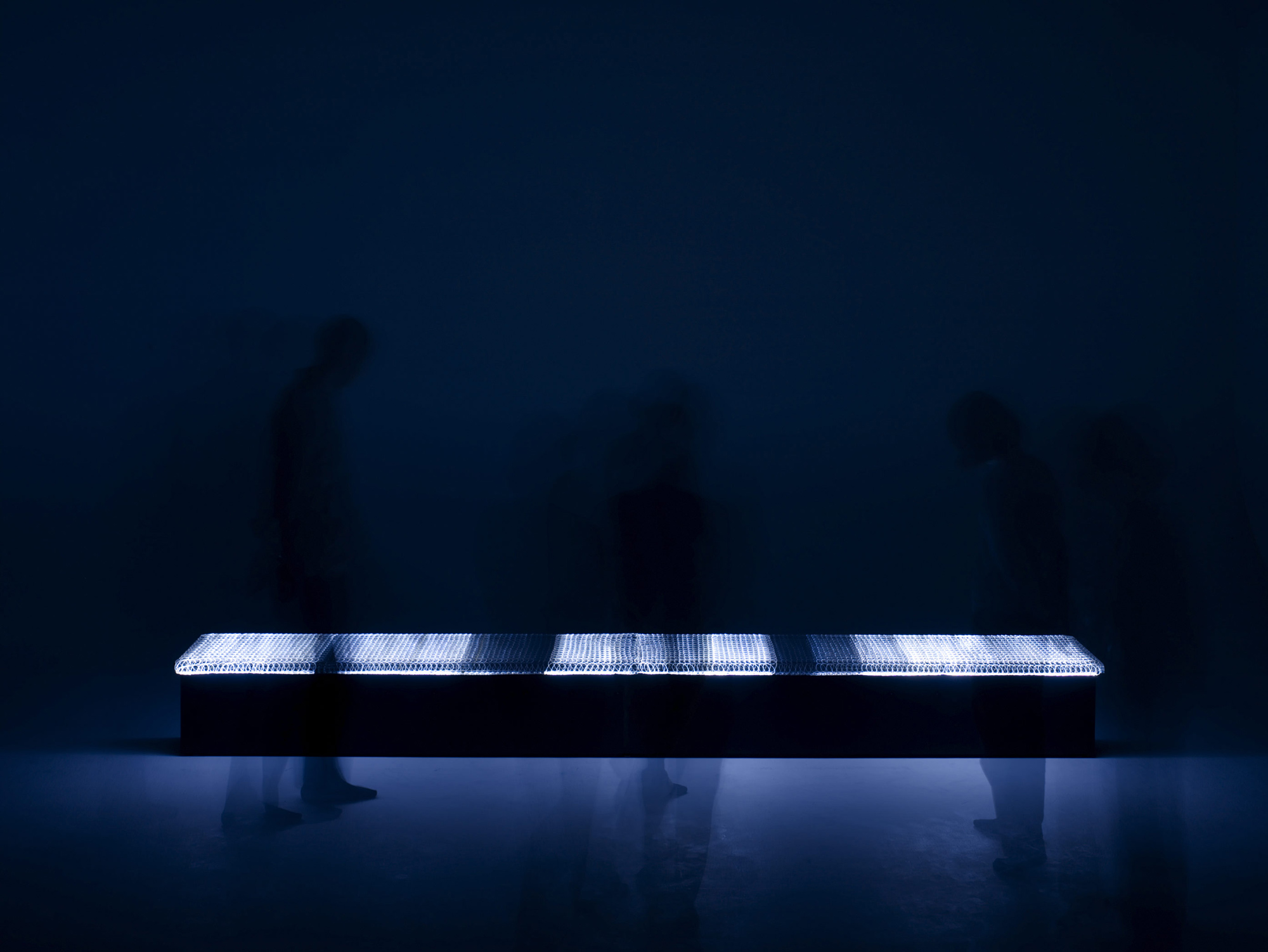 TOKYO FIBER 09 SENSWARE MIST BENCH | CURIOSITY