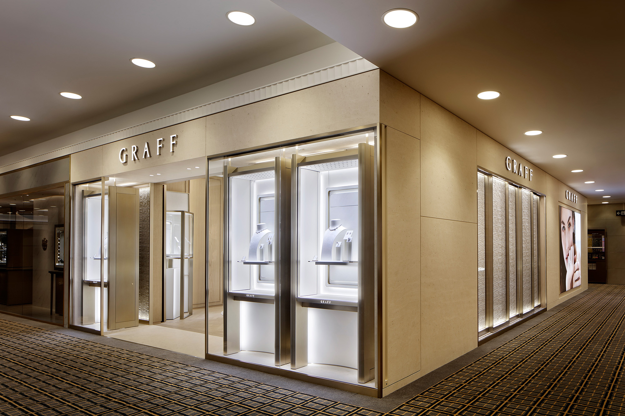 GRAFF NAGOYA | CURIOSITY