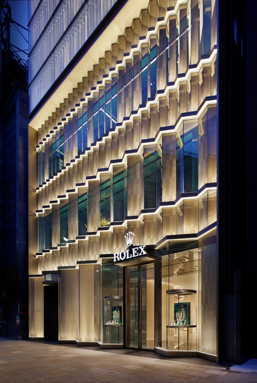 ROLEX FLAGSHIP GINZA | CURIOSITY