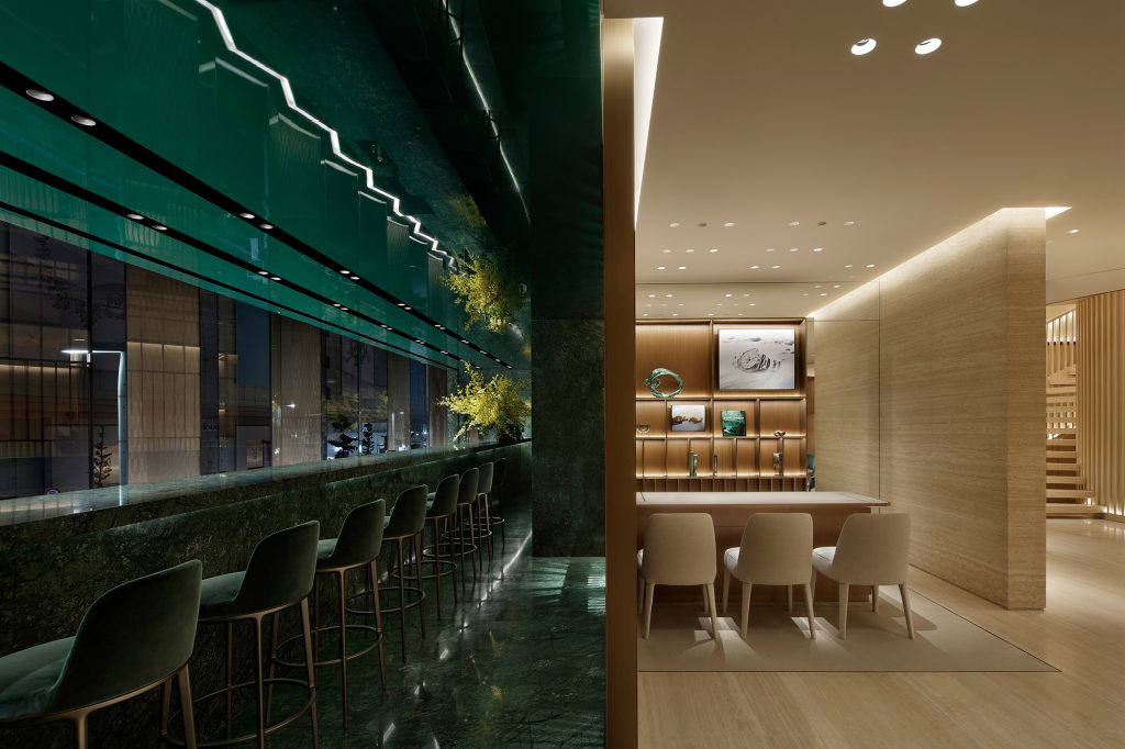 ROLEX FLAGSHIP GINZA | CURIOSITY