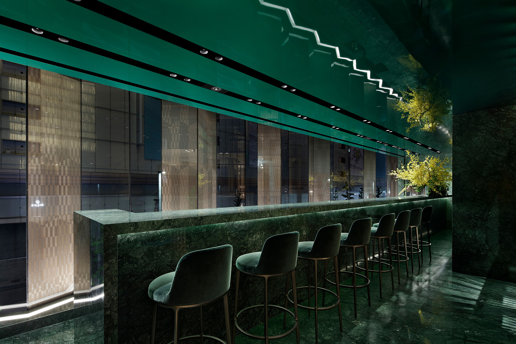 ROLEX FLAGSHIP GINZA | CURIOSITY